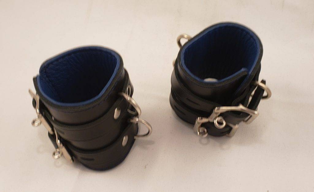 Locking Double Buckle Wrist Cuffs - House of Basciano